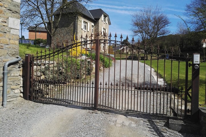 La Villa Des Légendes. - Aywaille