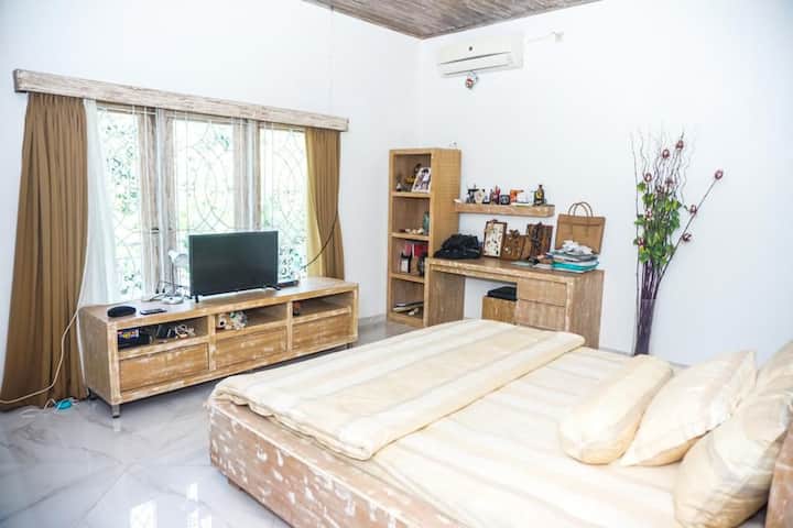 Araminth Private House - Singaraja