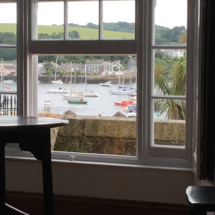 Drift Away - Uninterrupted Harbour Views - Falmouth