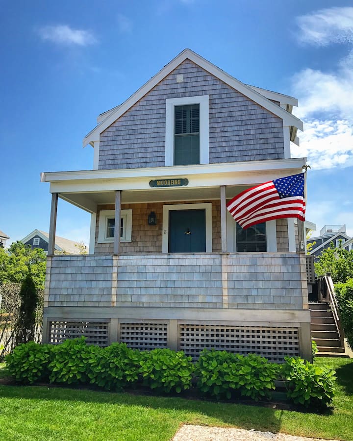 Brant Point Cottage - Nantucket, MA