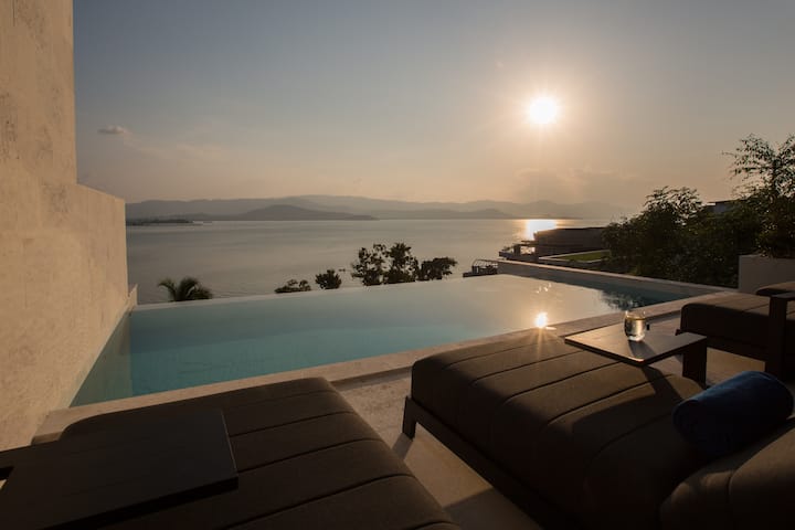 Luxury Sunset 3br Villa W/ Beach Access - Ko Pha Ngan