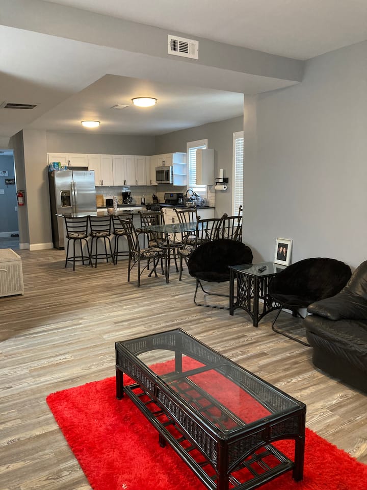 Roomy Beach House - Wildwood, NJ