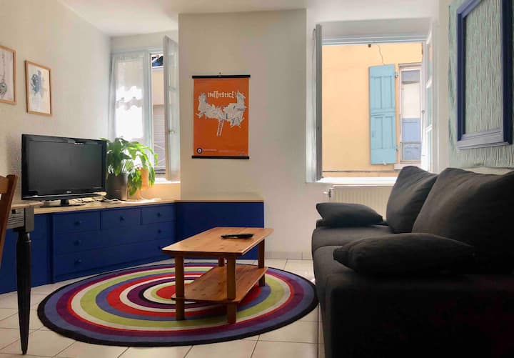 Appartement F1 Hyper Centre Au Calme - Valence