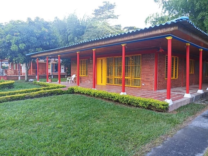 Chalet Almendros - Génova