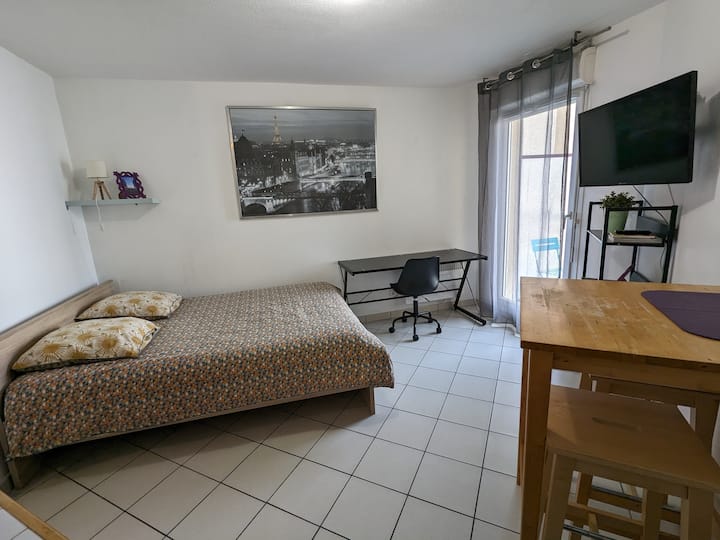 Jv-studio Avec Baignoire Proche Gare Et Université - Plage du Havre