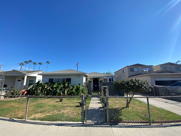 Nice 1-bedroom Guesthouse In Long Beach Ca - Compton, CA