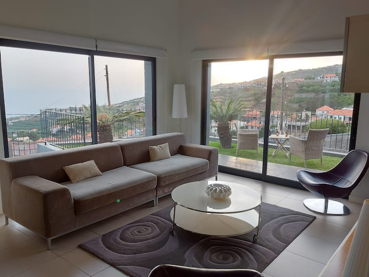 180º View Over The West - Ponta do Sol