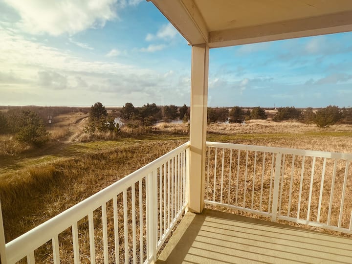 5-star Oceanfront Escape•2 Master Suites-king Bed! - Cape Disappointment State Park, Ilwaco