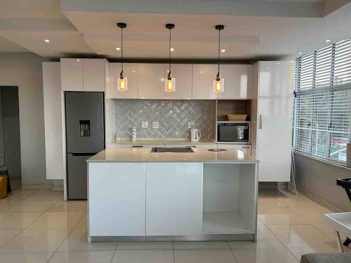 Luxury Penthouse With Seaview - Durban