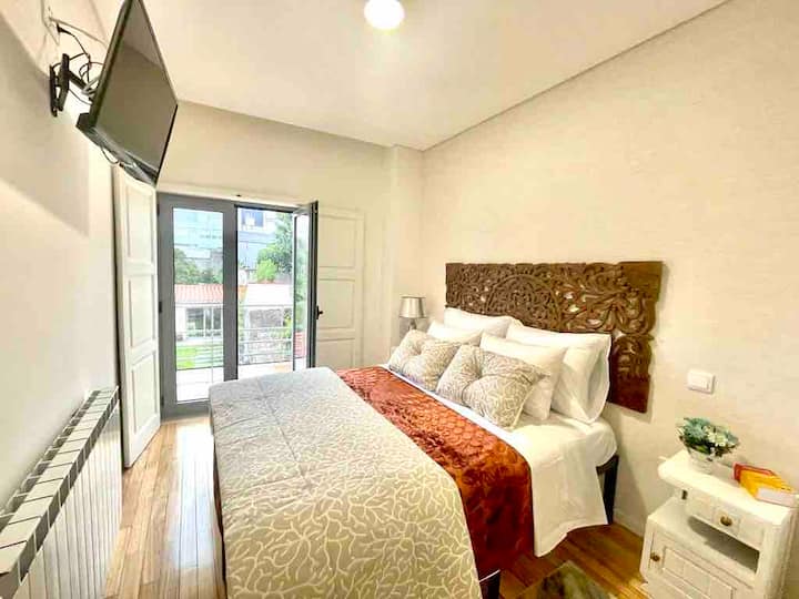 Beautiful Room #3 With Ensuite - Nogueira