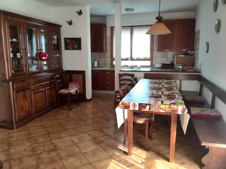 Ampio Appartamento Con Mansarda - Castagneto Carducci