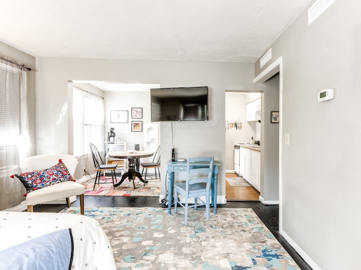 Paseo Pad Just Minutes From Paseo District - Uptown Oklahoma City - Oklahoma City