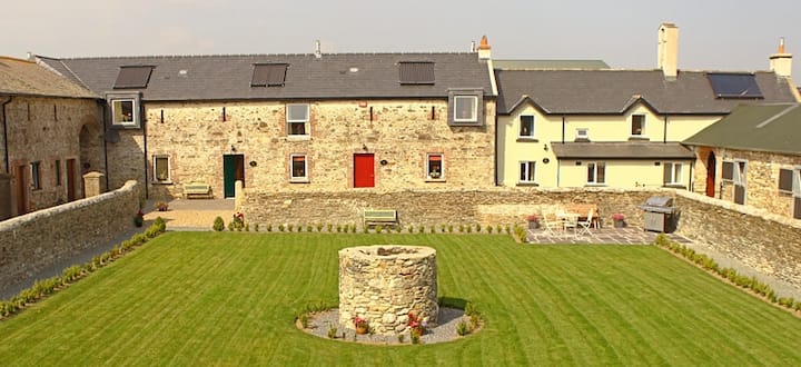 Coach House - Rosegarland Estate - New Ross