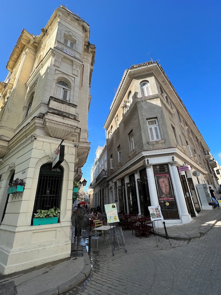 Apartamento En La Habana Vieja. 4 Personas - Havana