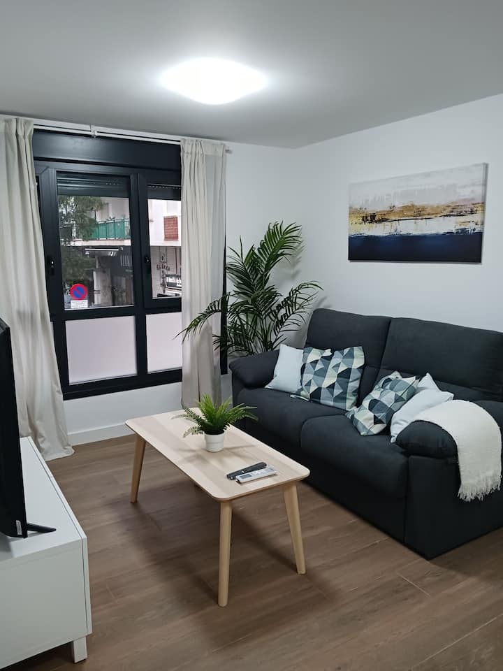 Apartamento A Estrenar, Amplio Y Céntrico (D) - Algésiras