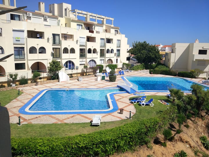 Lovely 1 Bed Apart Poente Albufeira W/ Pool - Albufeira