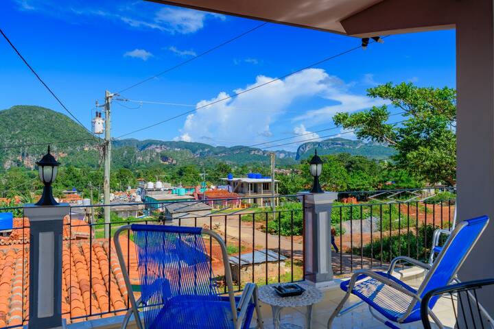 Ernesto Y La China- Incredible Mogotes View & Wifi - Viñales