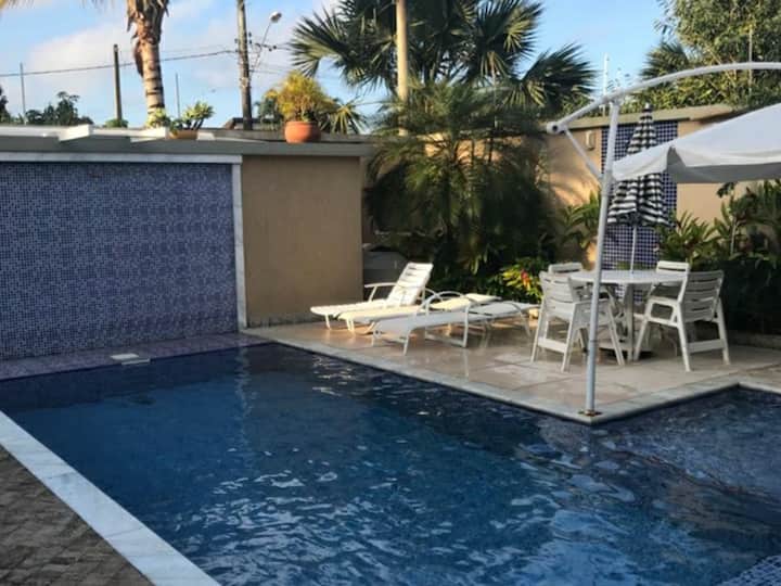Linda Casa Completa Com Piscina E Churrasqueira - Guarujá