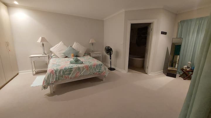 Private Room With En Suite Bathroom In Lovely Home - Saint Francis Bay
