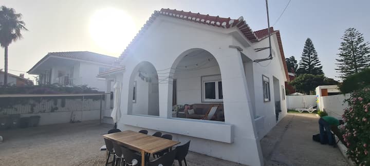 *New* Casa Estrela In Costa De Caparica - Costa da Caparica