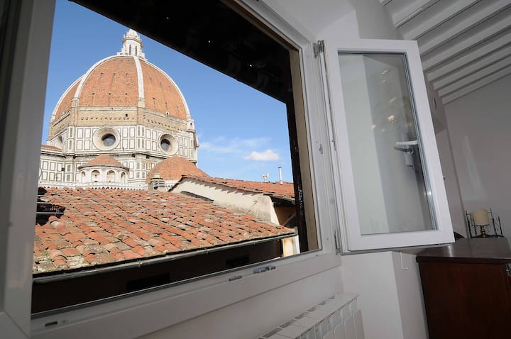 La Cupola Apartment With A View Of The Cathedral, It Feels Like Touching It! - Firenze