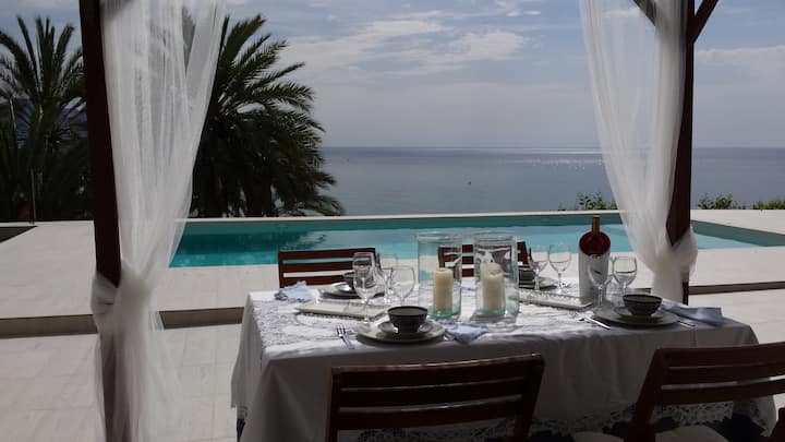 Exclusive Luxury Villa With Private Beach Access - Puerto de Mazarrón