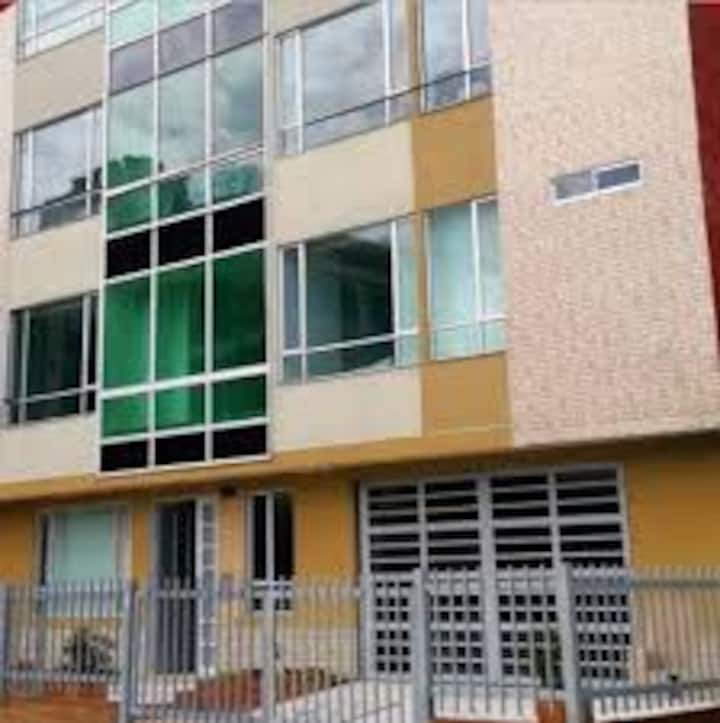 Apartamentos Para Grupos Cerca Al Aeropuerto - Bogota