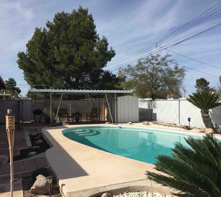 Close-in, Quiet & Clean! - Tucson, AZ
