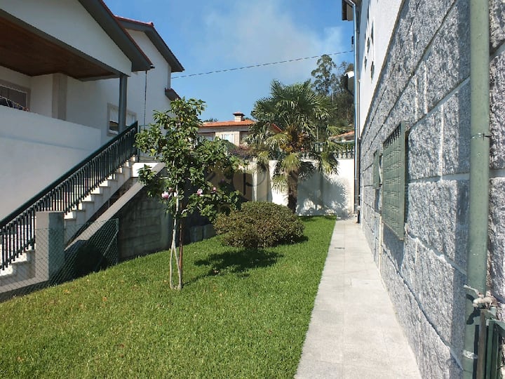 Proche Guimarães - Appartement Avec 2 Chambres - Guimarães