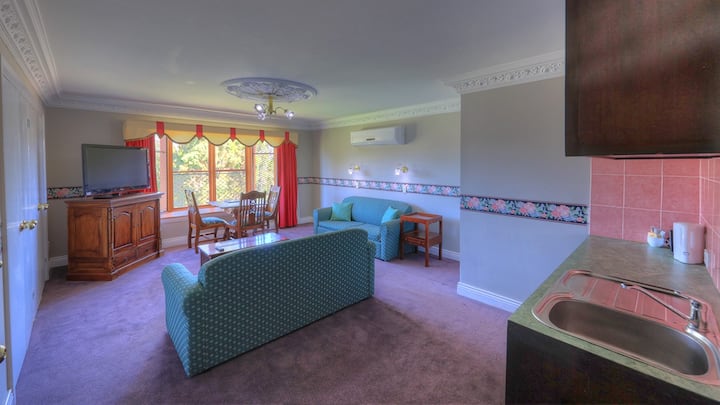 Woodburn 3 Bedroom Apartment With 2 Bathrooms - Oak Lodge & Coal River Valley Historical Society Inc., Richmond