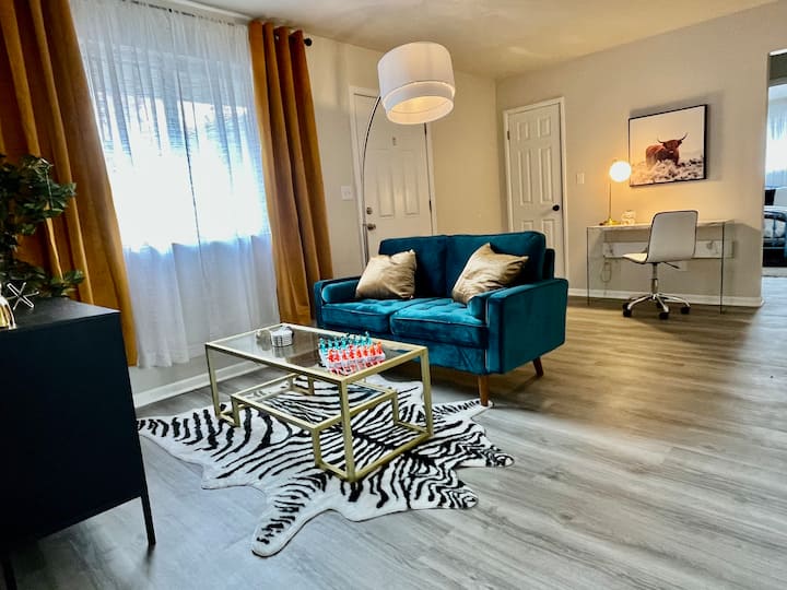 *833 Lofts- Luxury, Comfort & Style #7 - Youngstown, OH