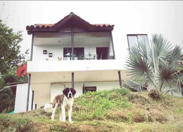 Casafinca Sencilla A 10mn Del Parque De Copacabana - Copacabana