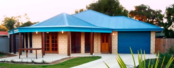 Beach House - Metres From Beautiful Geographe Bay! - Dunsborough