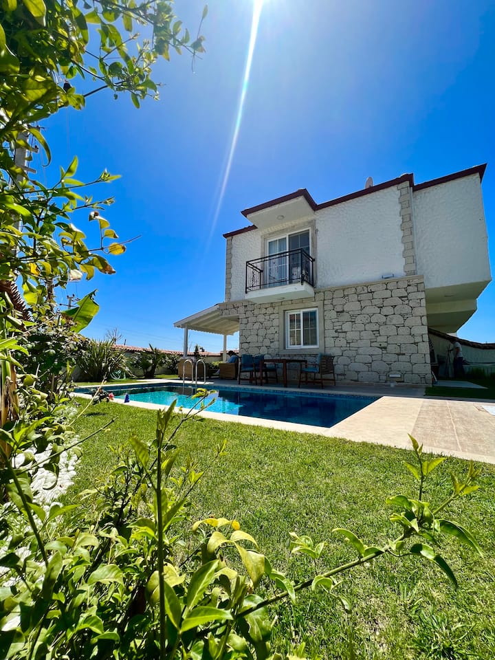 Villa Argia Alaçatı-müstakil 3+1 Villa - Alaçatı