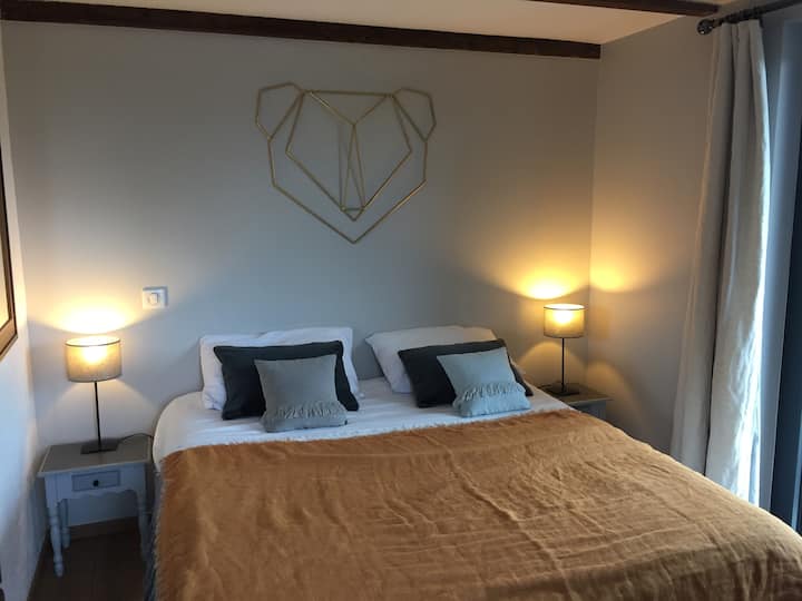 Chambre "Ermitage" + Accès Cuisine - Talloires