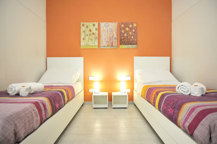 The Chambers Of Secrets/s. Giovanni (3bdr & 3bth) - Roma