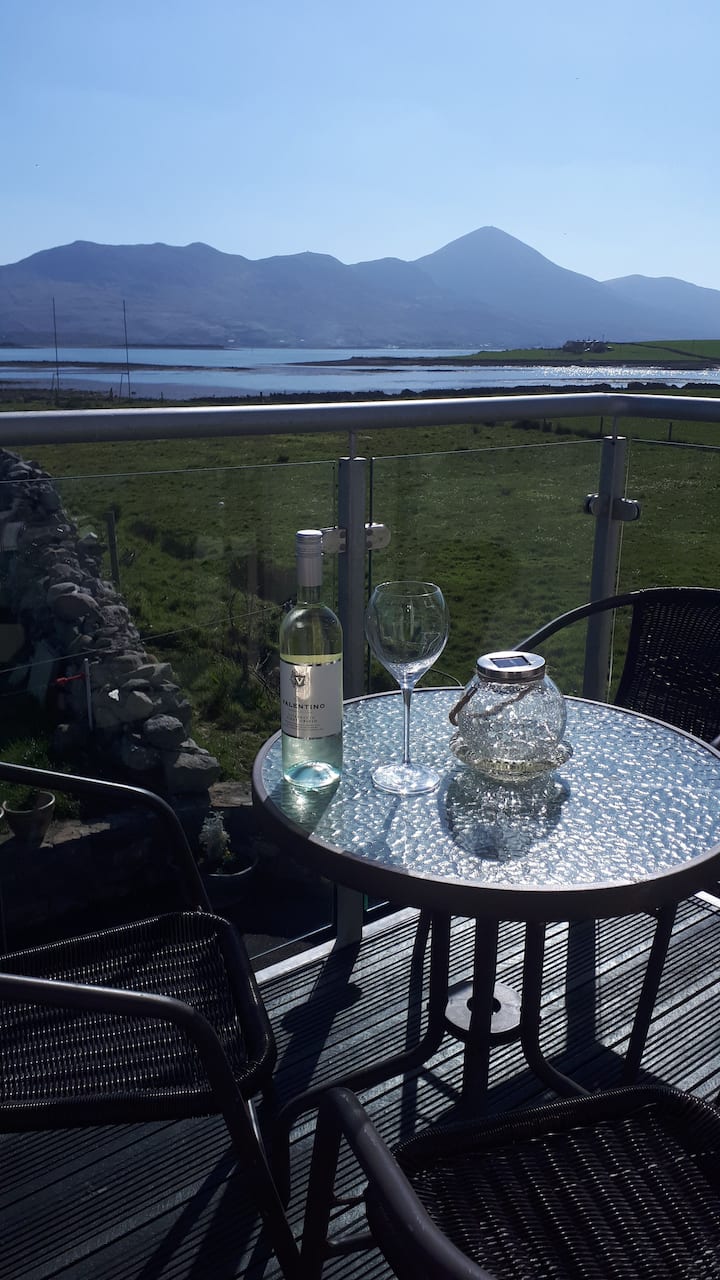 Roslea Lodge, Luxury Farm Stay With Stunning Views - 메이요 주