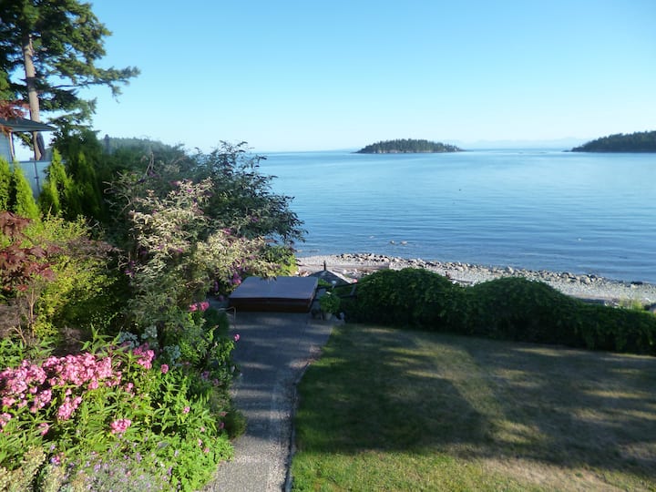 Sechelt Oceanfront Suite - Sechelt