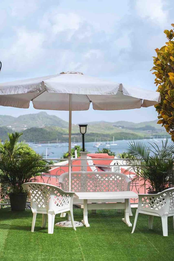 Appartement T3 En Rez-de-jardin Avec Vue Mer - Martinique