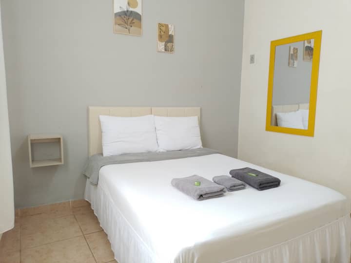 Quarto Em Hospedaria No Centro Histórico - Ouro Preto