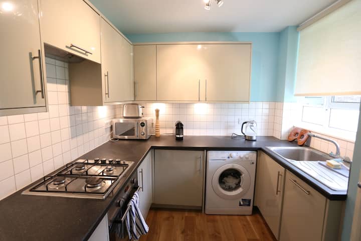 Fabulous Fulham Flat - Fulham