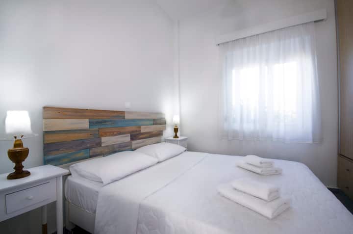 Kallimento – Bright Apartment With Patio - Кисамос