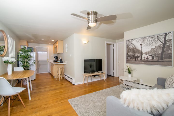 Highlands Euro Style In Denver - 1 Bed 1 Bath - Denver, CO