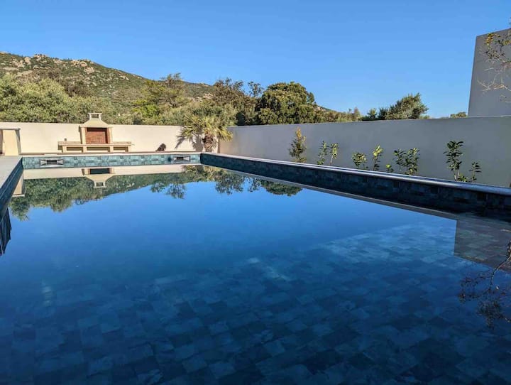 Villa Avec Piscine - 160m2 - 4 Chambres à Calvi - Calvi