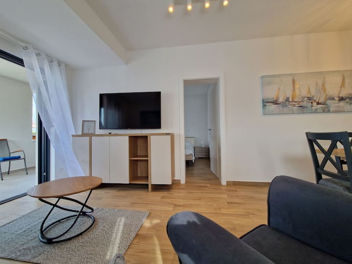 Film 2 - Biograd na Moru