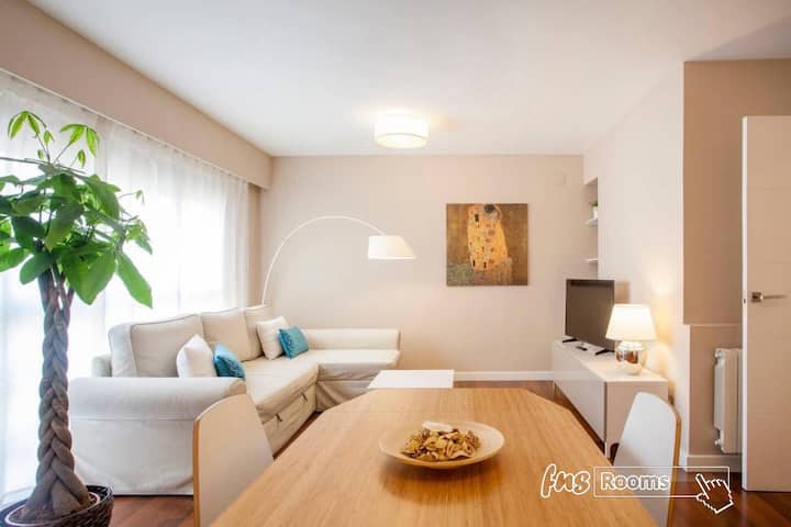 Stay In The Heart Of Downtown Valencia - Valencia