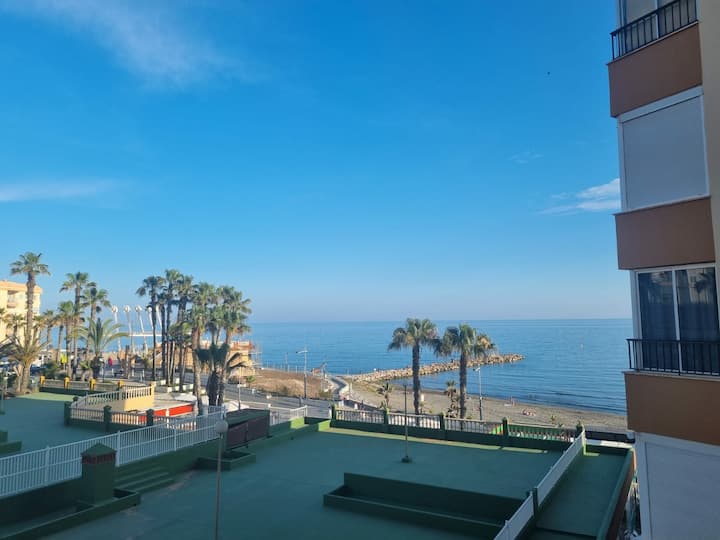 Apartamento En Torrox-costa (Playa Ferrara Y Faro) - Torrox Costa