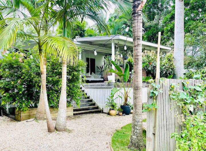 Beautiful Rustic Beach House In Byron Shire - South Golden Beach