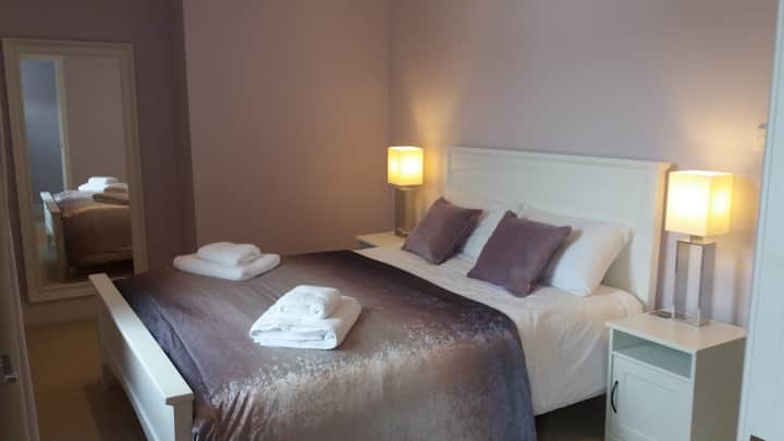 Spacious 2 Bedroom Cottage In Morpeth Town - Morpeth