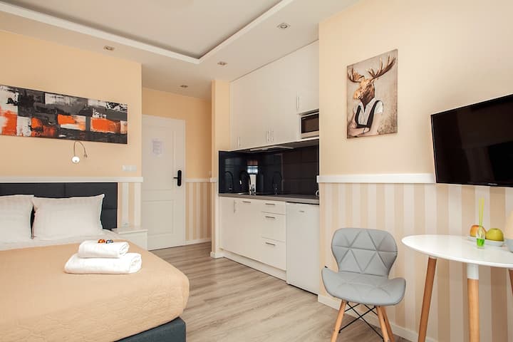 ✵Brand New✵deluxe Studio✵balcony✵business District - Varsovie